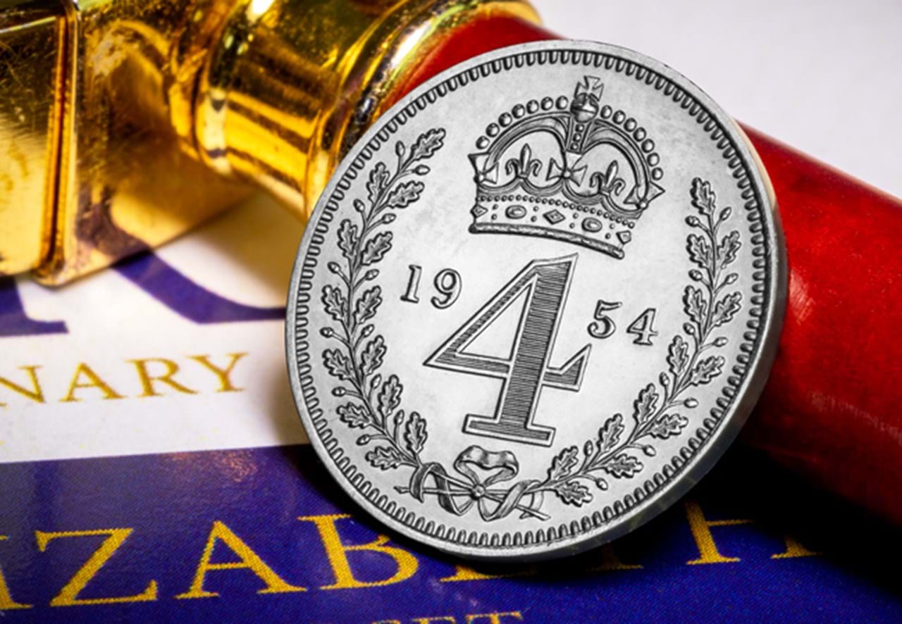 Queen Elizabeth II Maundy Money Set